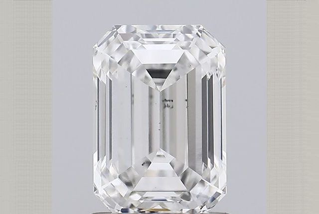1.30 Carat Emerald Lab Grown Diamond F Color VS2 Clarity Very Good Cut